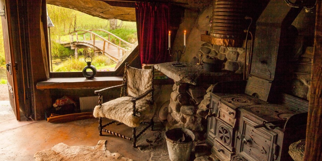 Underhill Valley Earth House - The Ultimate Romantic Retreat for Couples