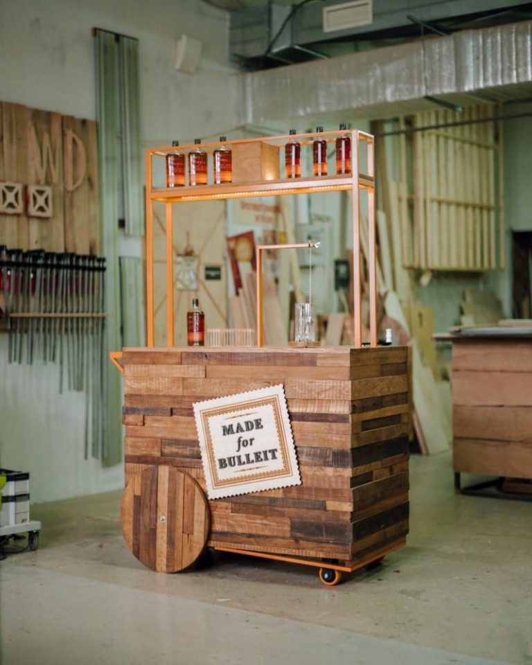 9 Small Home Bars Ideas (Pictures)