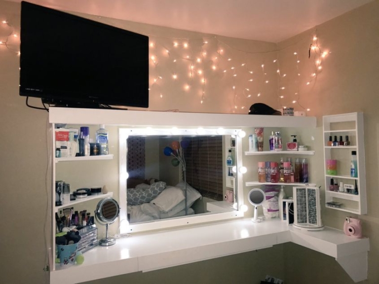 Ladies! A Dad Built Vanity for His Daughter and We Can’t Get Over It!