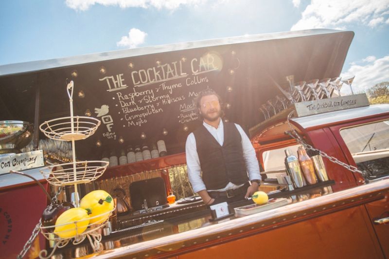 The Cocktail Car Travels Around the UK to Serve Celebratory Drinks