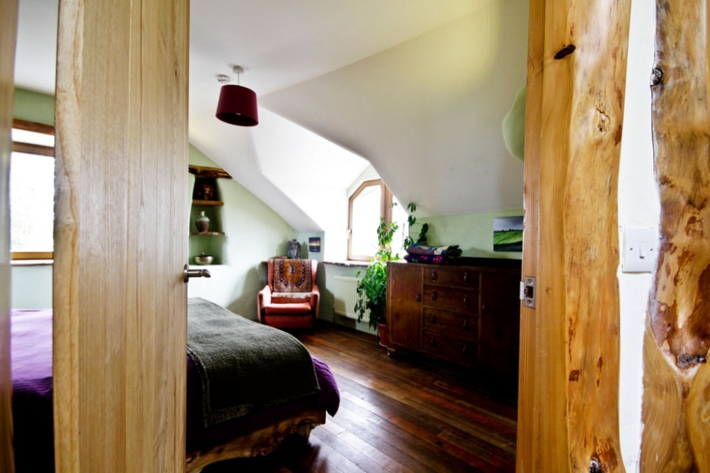 10 Best Cob Houses & the Benefits of Building One