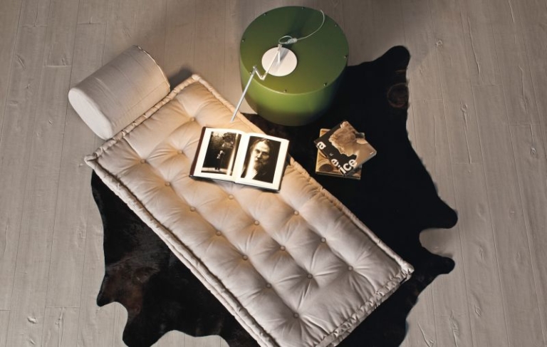 25 Unique Chair Designs for Modern Interiors