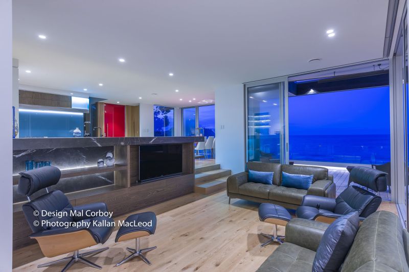 Mal Corboy's Kiwi-Style Kitchen Glows in the Dark