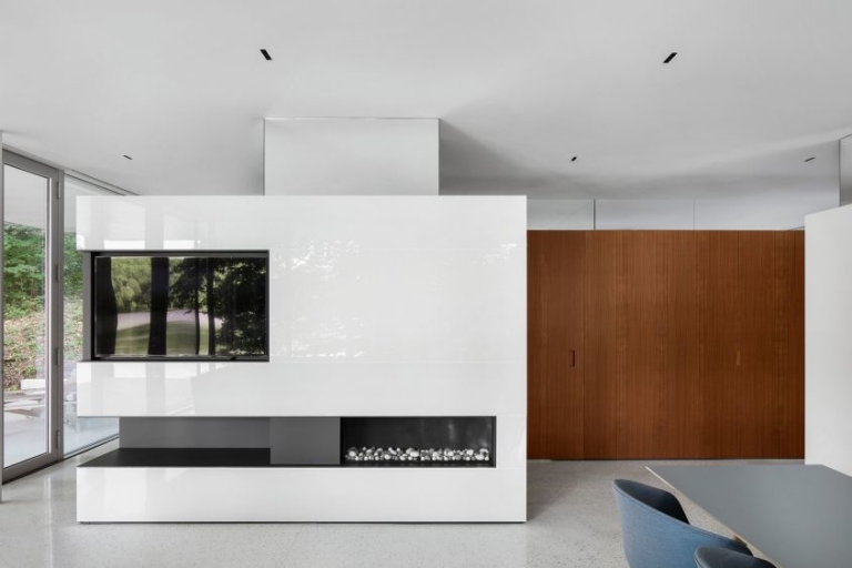 20+ Modern Glass House Designs and Pictures