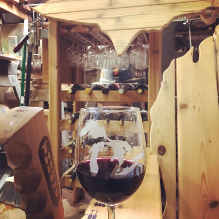 This Michigan Chair Dispenses Wine as You Pull the Lever
