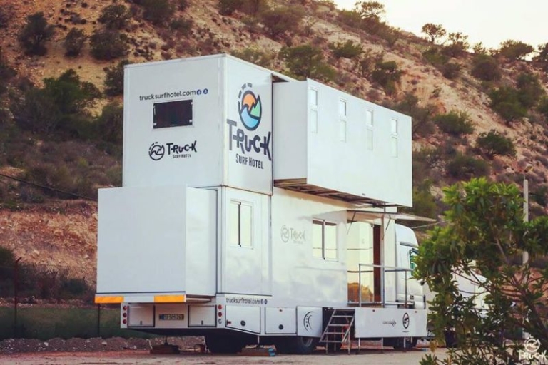 Expanding Hotel on Wheels is Ideal for Avid Surfers