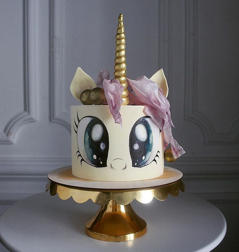 Designer Cakes by Elena Gnut will Give You Goosebumps