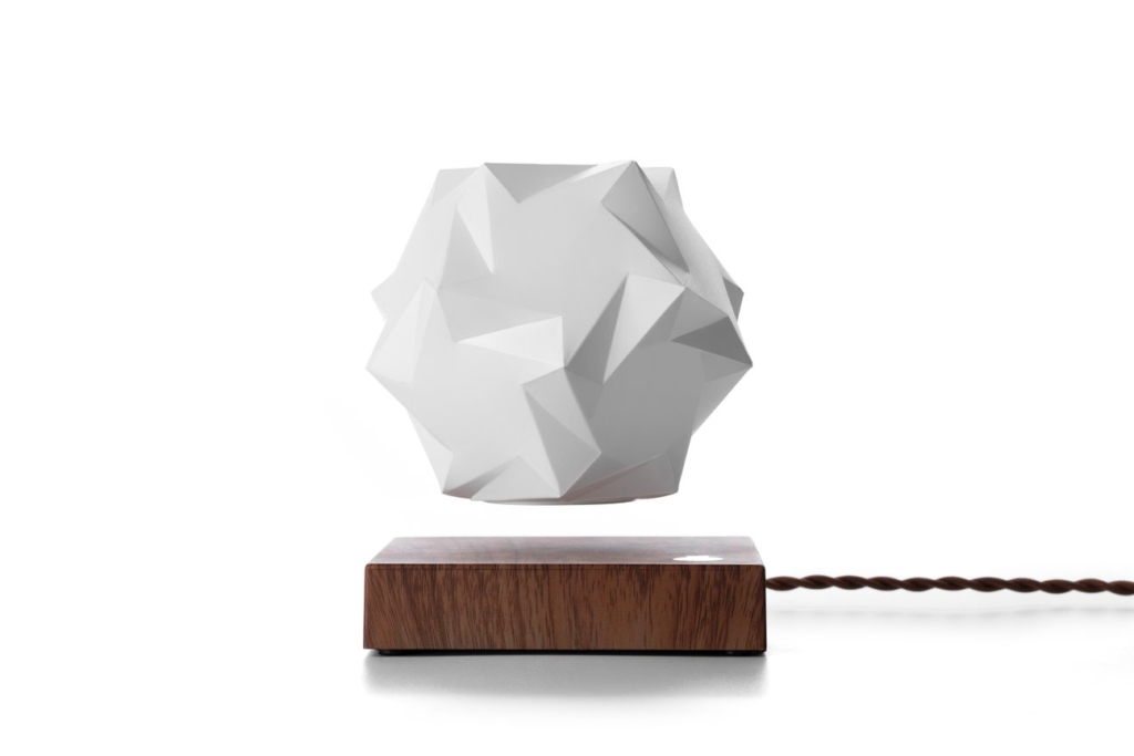 20+ Levitating Gadgets That'll Blow Your Mind With Their Antics