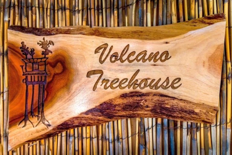 You can Rent Volcano Treehouse in Hawaii for $350 (Pictures)