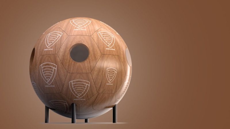 $27k Conker Garden Pod Creates a Perfect Backyard