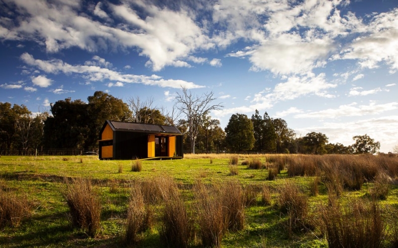 Peter Maddison Designs Energy-Efficient Tiny Home for RACV