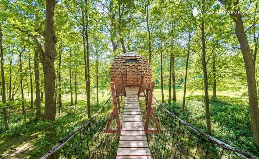 Romantic Orb-Shaped Treehouse in France Hoists You High in the Sky