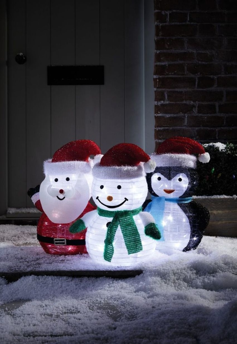 Aldi Ireland's Christmas Decoration Range Includes 7ft Inflatable Arch