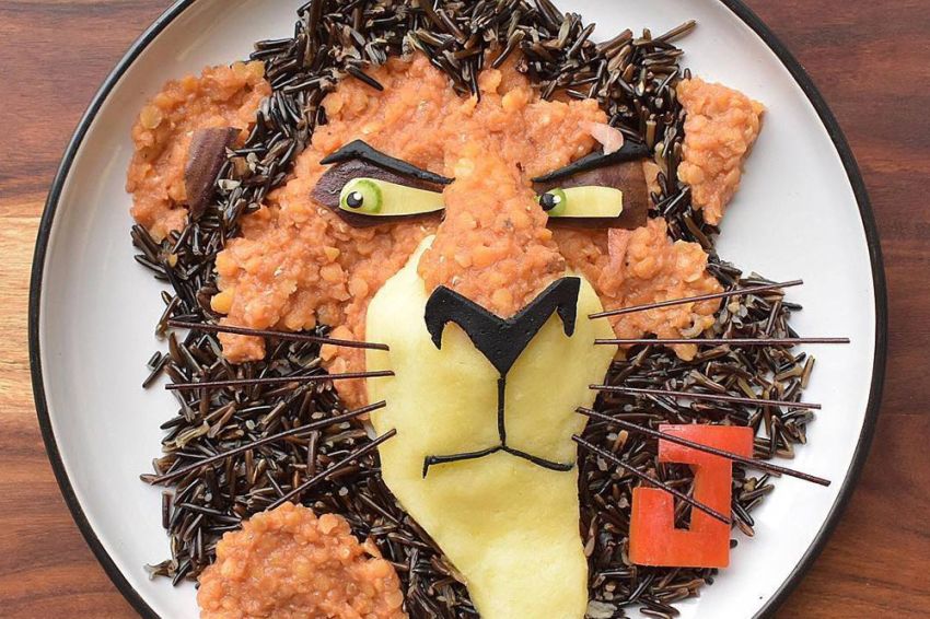 Aussie Mum Turns Food into Her Son’s Favorite Cartoon Characters