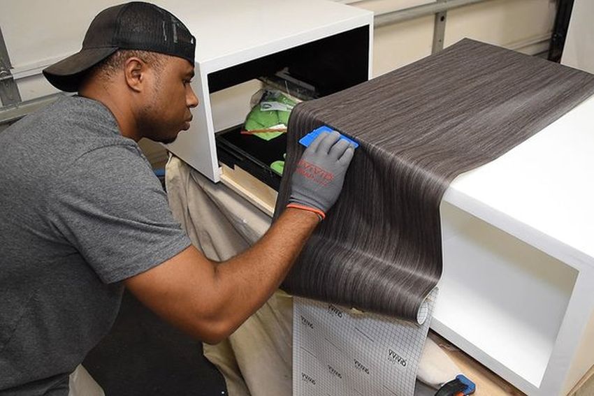 DIY Motorized Coffee Table Conceals 4K LG Projector