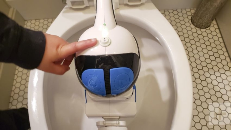 Giddel Toilet Cleaning Robot Takes Care of Bathroom Hygiene