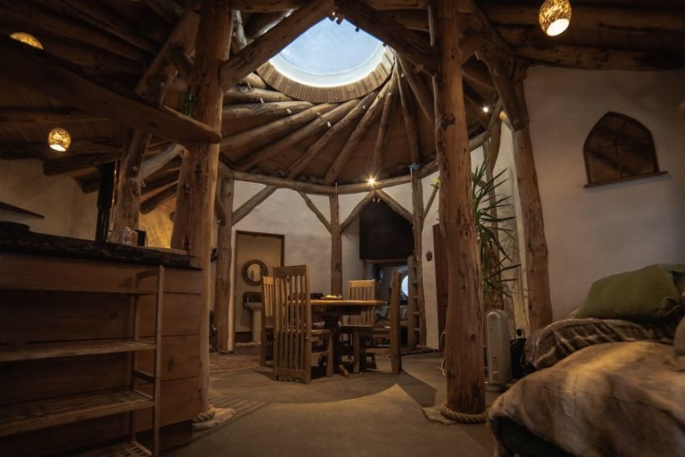 Hobbit Hideaway with Geodesic Skylight on Ben Rinnes Mt. in Scotland