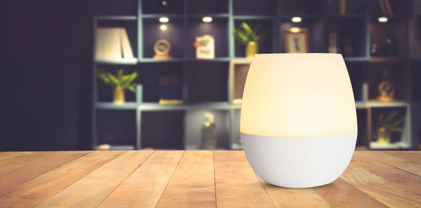 You Can Actually Blow Out The Huawei Opple LED Candlelight After Use