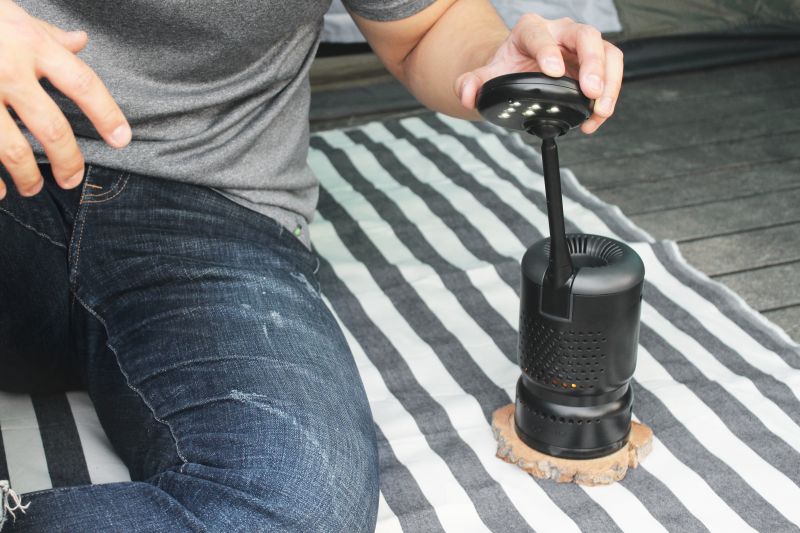 Lumir K: Cooking Oil-Powered LED Lamp to Deal with Power Outages