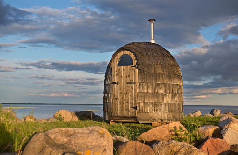 Prefab Outdoor Saunas by Iglucraft Look Absolutely Unique