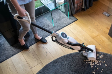 Lupe Cordless Vacuum Cleaner Promises Best-in-Class Suction & Battery