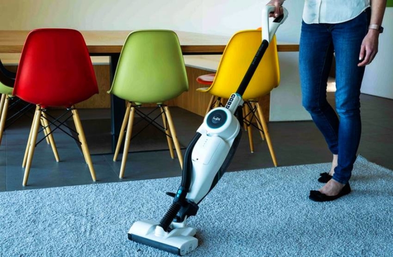 Lupe Cordless Vacuum Cleaner Promises Best-in-Class Suction & Battery