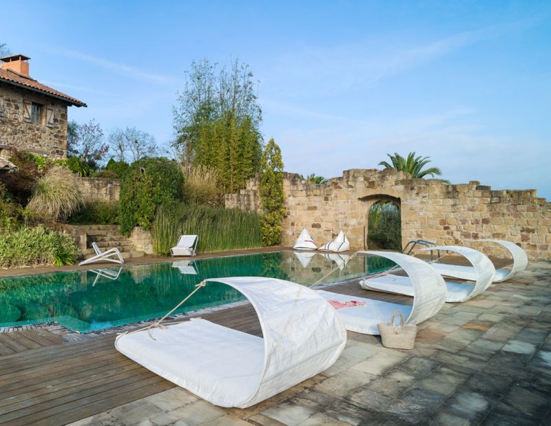 Vaurien Floating Sunbed by DVELAS is Made from Upcycled Sails