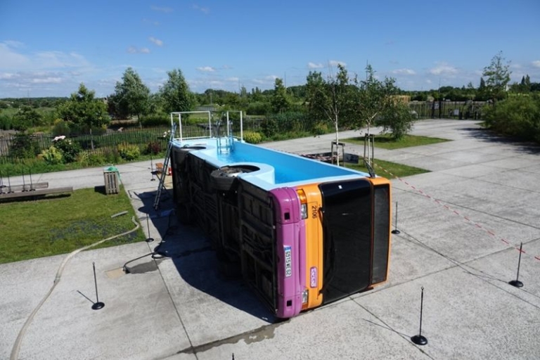 Benedetto Bufalino Converts Retired City Bus into Swimming Pool