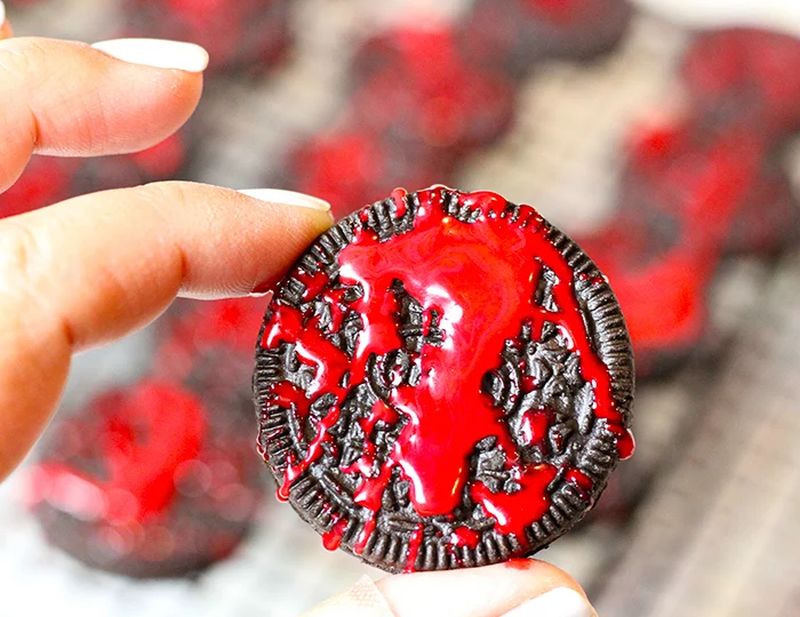 Blood Spatter Oreo Cookies add Sanguinary Touch to Halloween Party