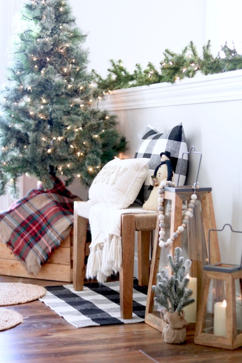 45+ Christmas Entryway Decoration Ideas for 2024