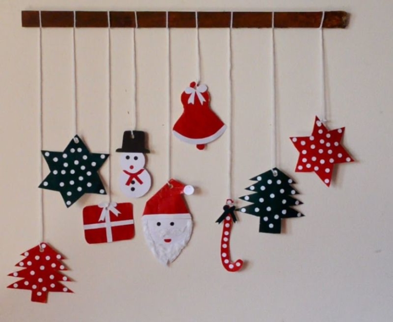 70+ Christmas Wall Decoration Ideas for the Festive Season