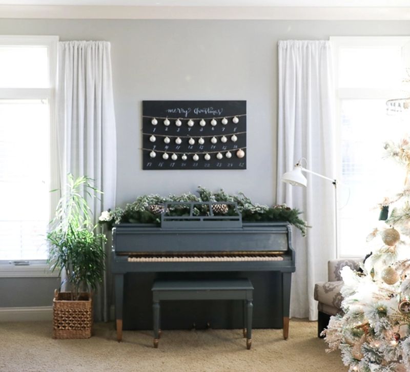 70+ Christmas Wall Decoration Ideas for the Festive Season