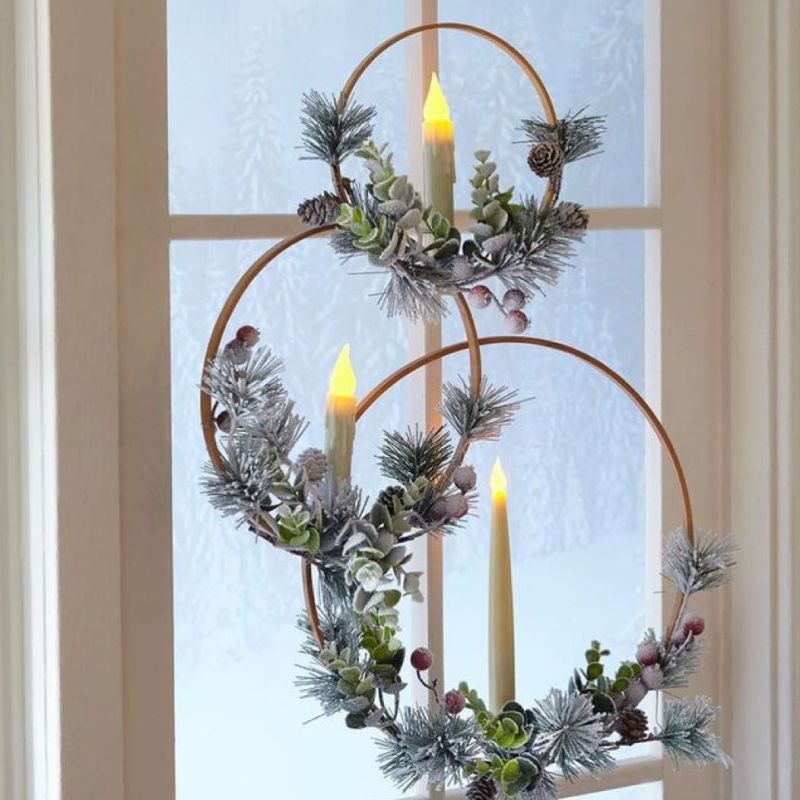 40 Easy Christmas Window Decoration Ideas for 2024