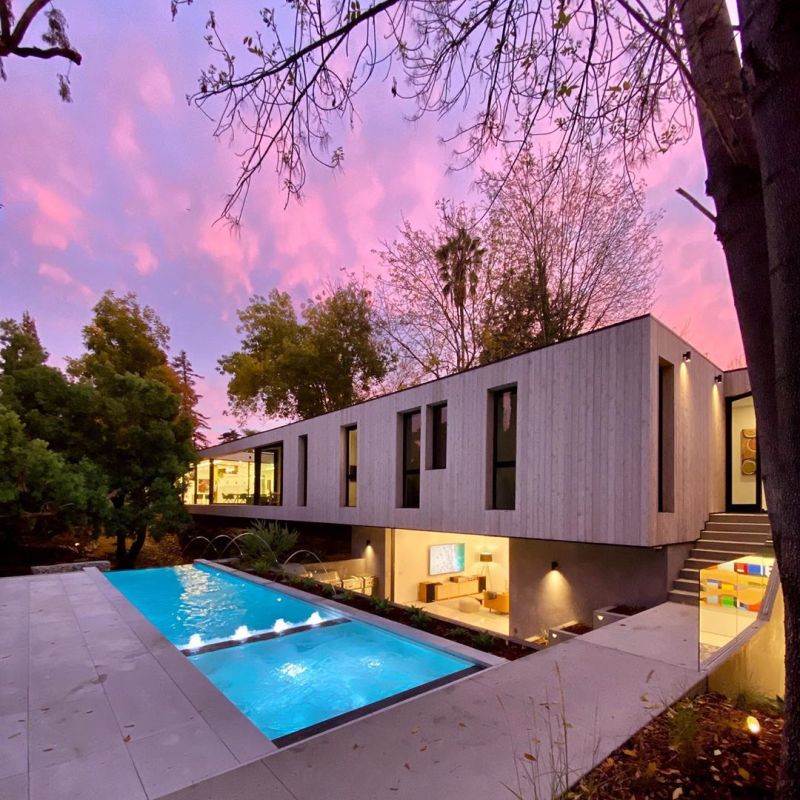 Dan Brunn Architecture Builds one-of-a-kind Bridge House in Los Angeles