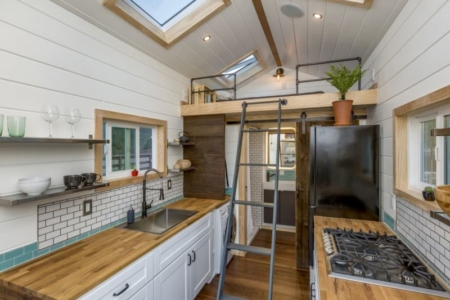 'Joshua Tree' Tiny House on Wheels up for Sale in Oregon