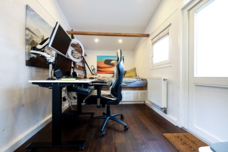 German Gamer Builds Tiny House with Amazing Computer-Setup