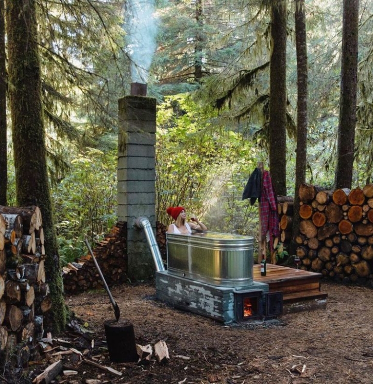 Diamond Cabin by Jacob Witzling & Sara Underwood of Cabinland