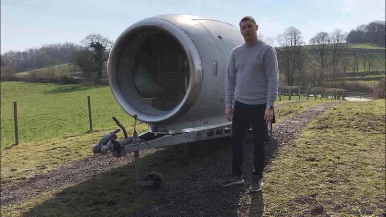 Aerospace Mechanic Turns Jet Engine into Caravan Pod