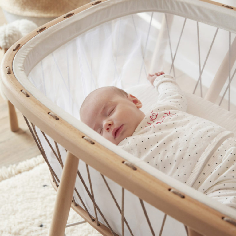 Kumi Crib Ensures Baby Gets Sound Sleep Every Night