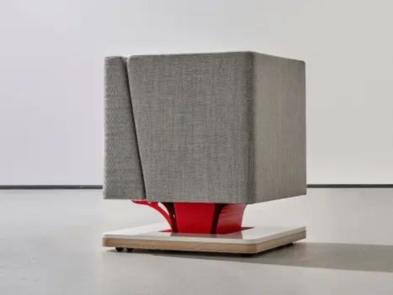 Responsive Office Furniture by Joyride Adapts to How it's Being Used