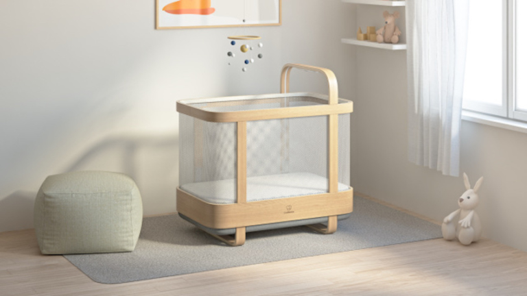 Cradlewise Smart Crib Automatically Rocks Waking Babies Back to Sleep