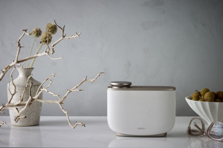Phone-Controlled Aera Smart Aroma Diffuser is Perfect for Smaller Spaces