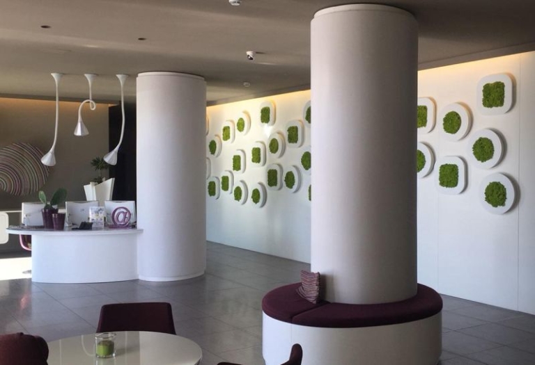 Benetti Home Provides Low-Maintenance, Lasting Vertical Moss Gardens