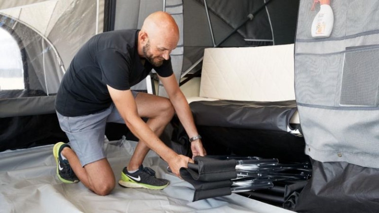 Isabella Camp-Let Passion Trailer Tent Accommodates up to Six People