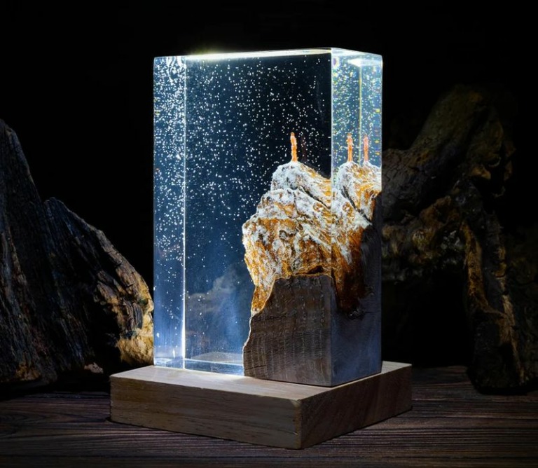 18 Best Resin Lamps to Elevate Your Space in Style