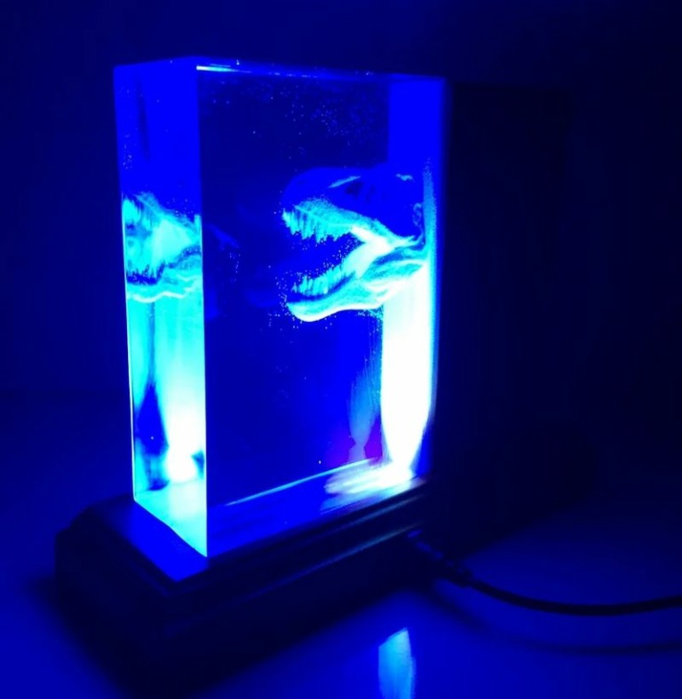 18 Best Resin Lamps to Elevate Your Space in Style