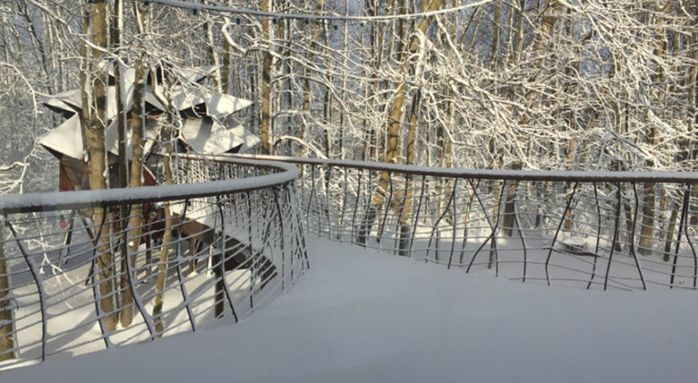 O2 Treehouse Transforms Junkie Backyard Into a Copper Nest