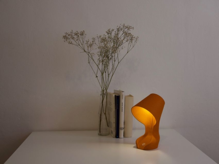 Krill Design Unveils World’s First Lamp Made of Recycled Orange Peels