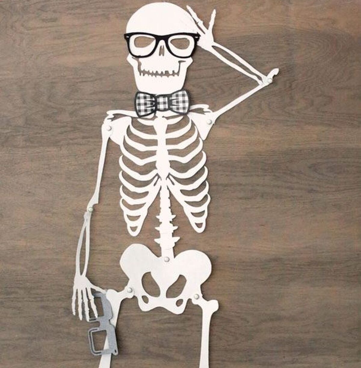 20 DIY Halloween Décor Ideas to Frighten Trick-or-Treaters