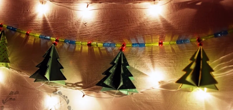 50+ Recycled Christmas Decorations Made From Material at Home